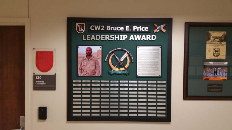 Military Display King Signs